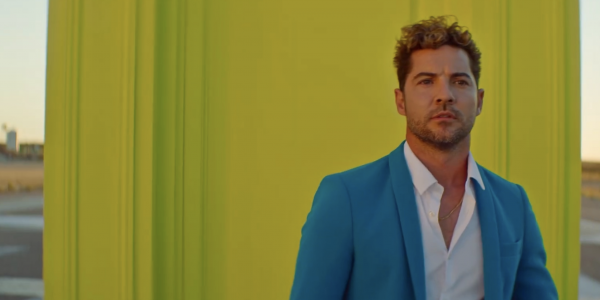 David Bisbal estrena 'En tus planes, Edición Especial, Siempre Contigo'