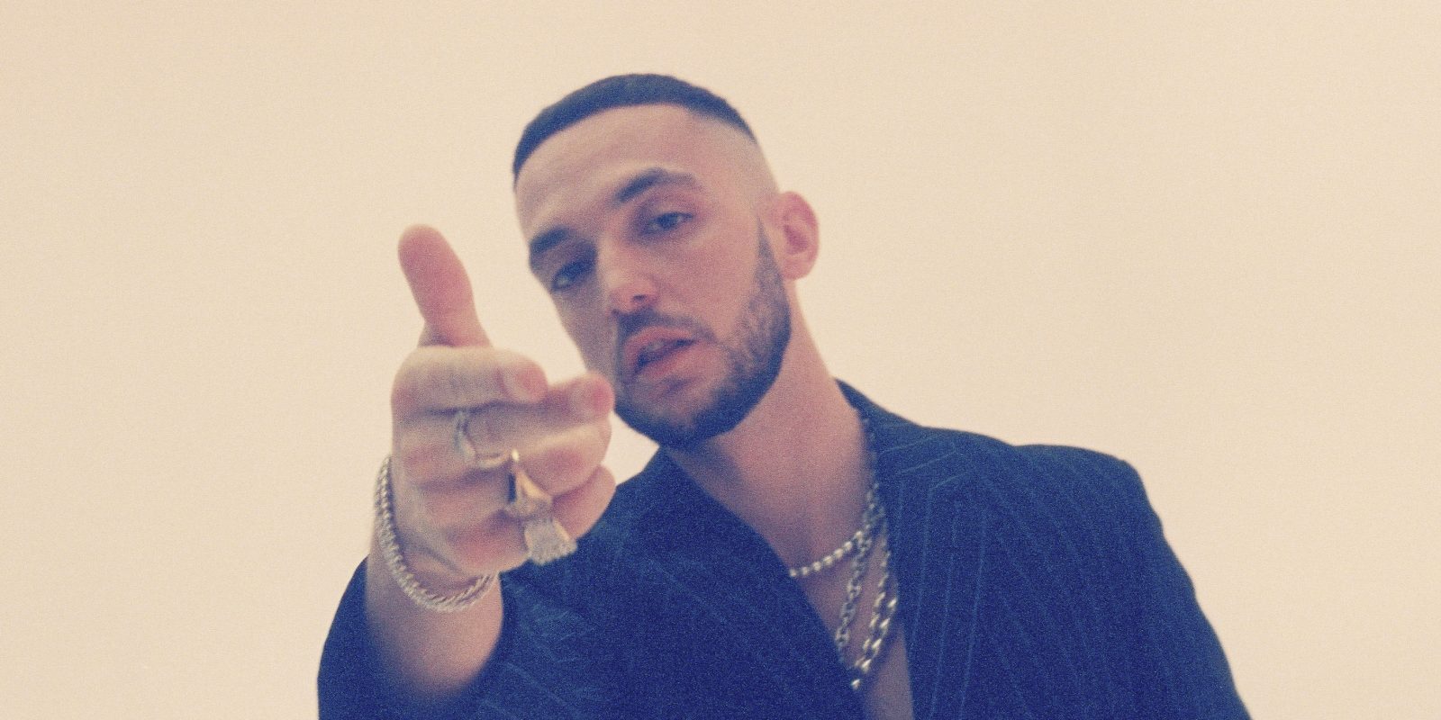 ‘Bien‘ el nuevo éxito en forma de EP de C. Tangana - MEW Magazine