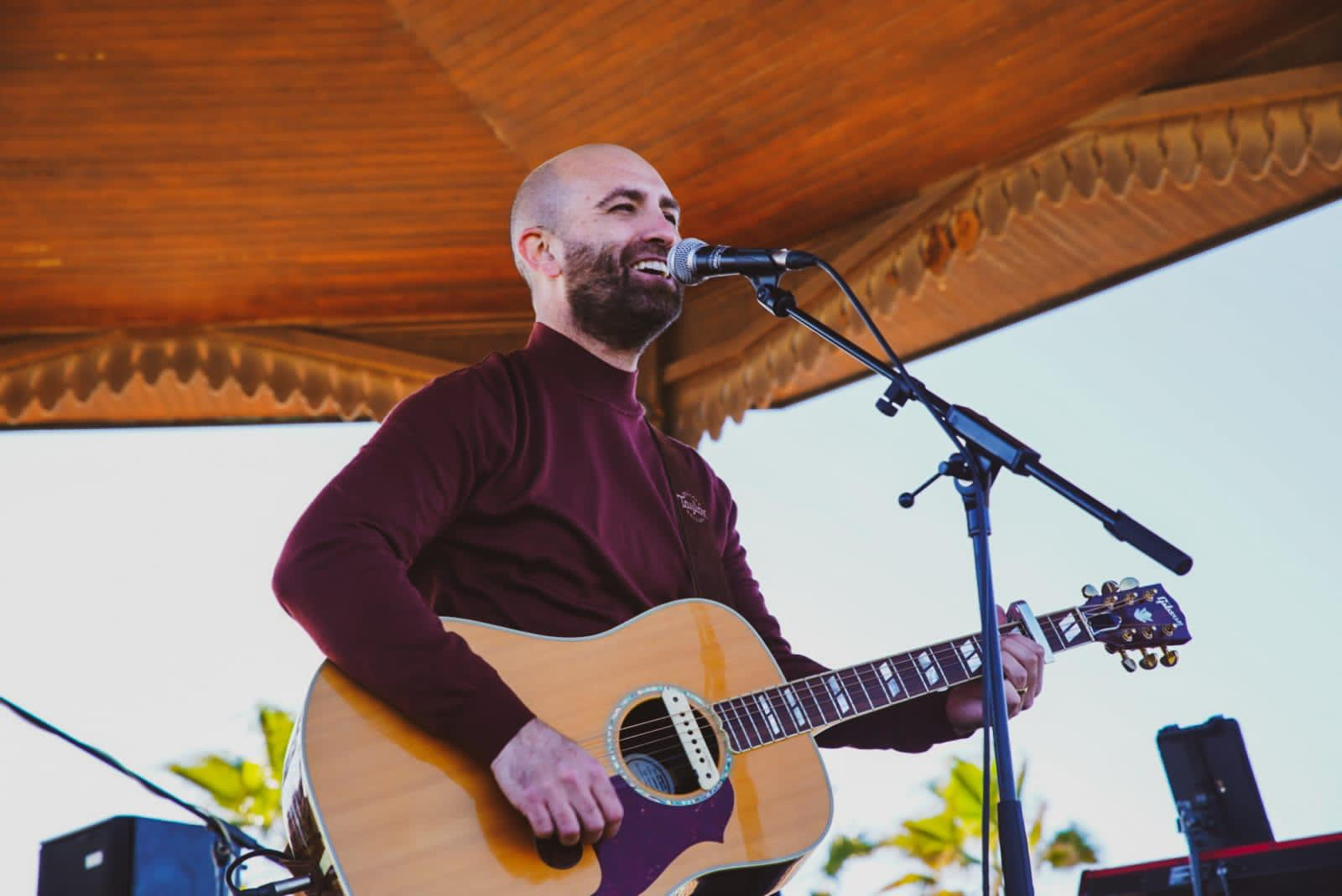 'Begin again', la nueva apuesta musical de Ed Bloom - MEW Magazine