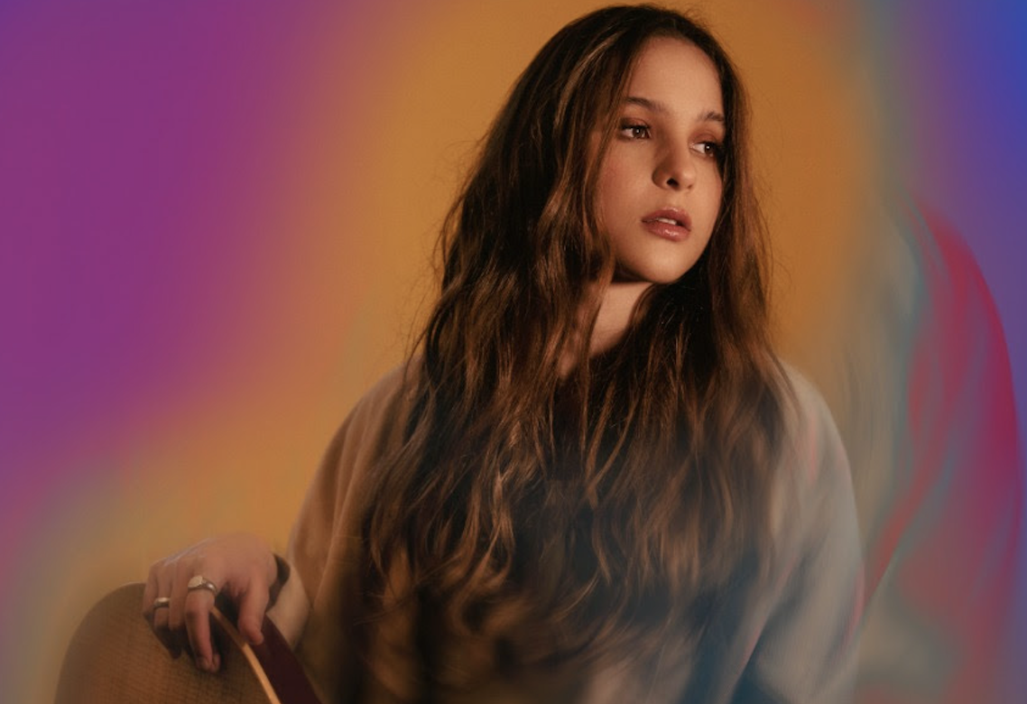 Laura Stangl, cantautora que da protagonismo a sus letras